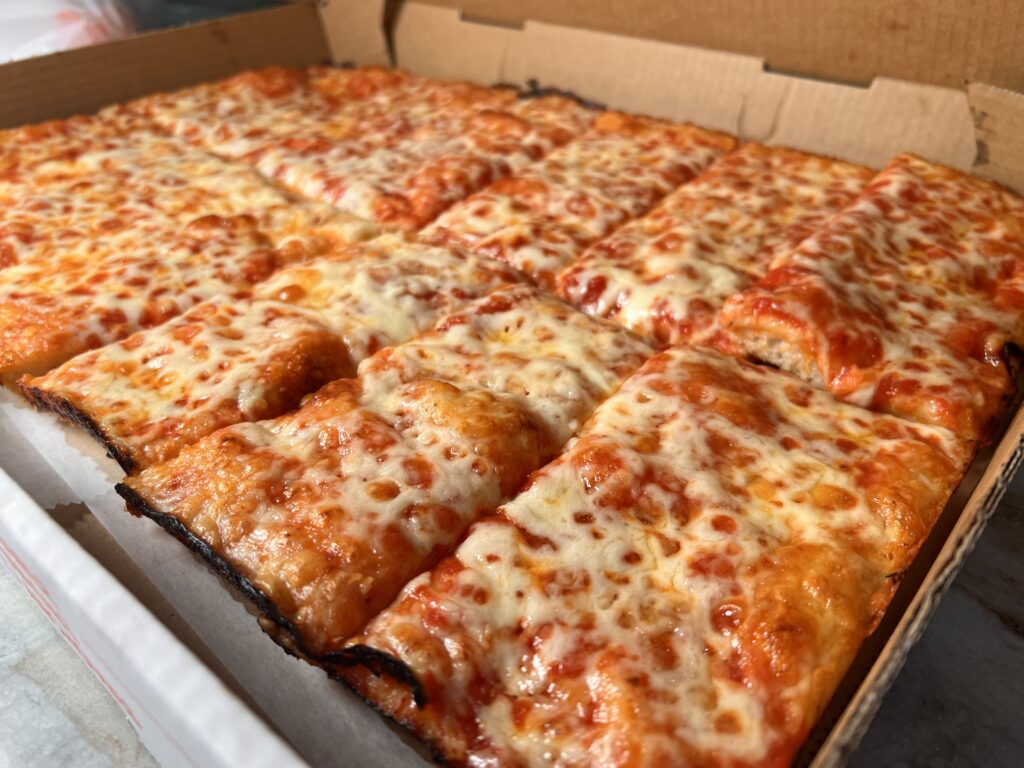 The Players Pub Tunkhannock Pan Fried Sicilian Pizza Review - NEPA ...